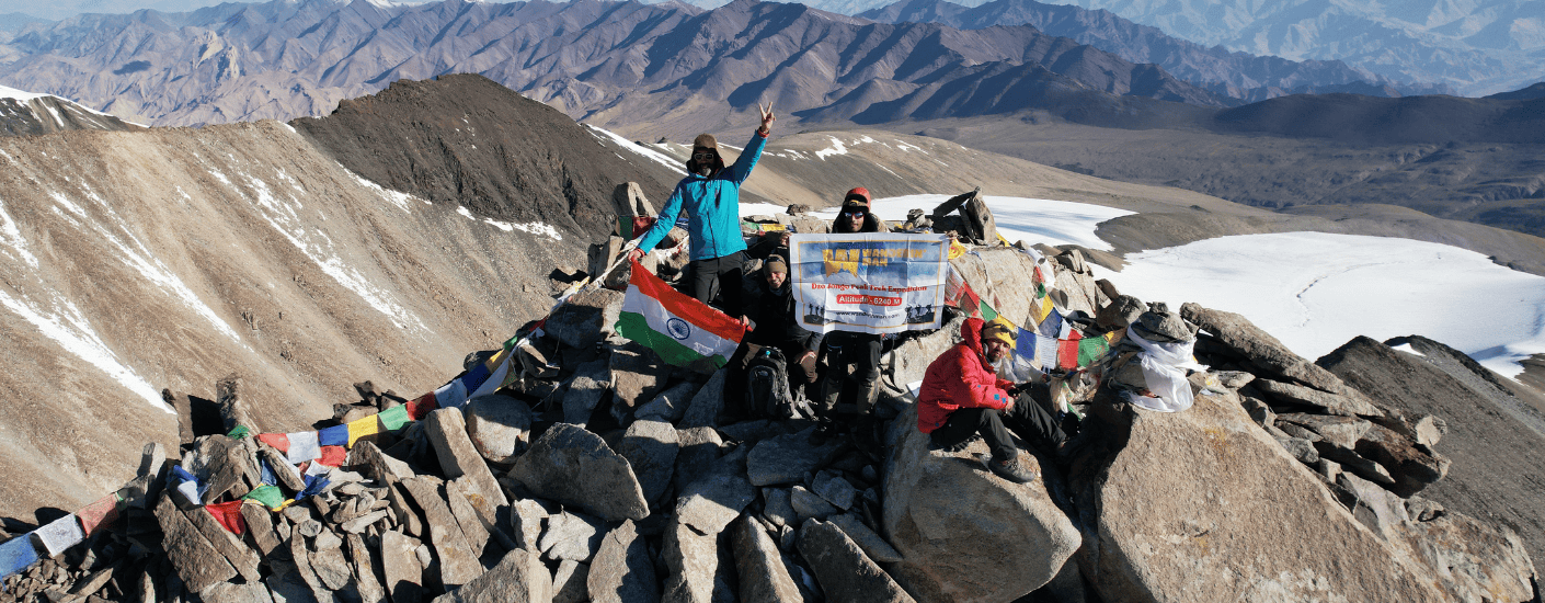 Dzo Jongo West Peak (6240 mts) | Wanderin Man | Safest Trekking Trip ...